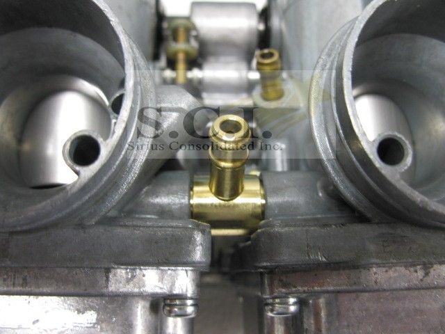 KAWASAKI SUZUKI CARBURETOR FUEL TEE FITTING